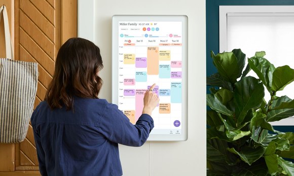 Skylight Calendar Max: A Stunning 27-Inch Smart Family Organiser ...